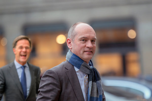 Segers: "Na vier jaar samenwerking met Rutte wil ik toch mijn handen in ...