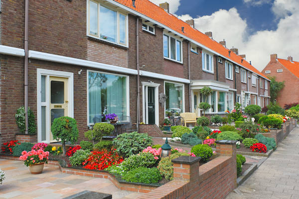 Vertrouwen in economie historisch laag: "Rijtjeshuis dreigt onder half ...