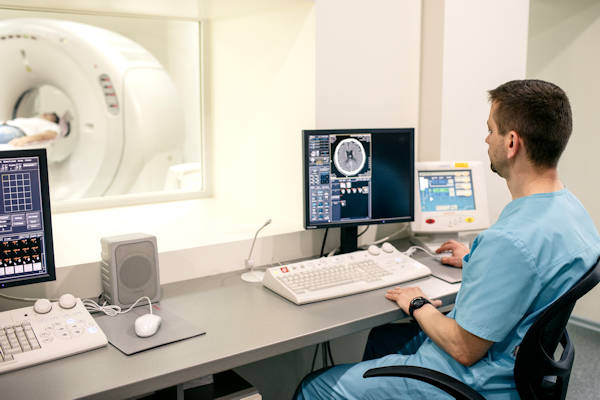 Marc (32) verdient ton per jaar met MRI-game